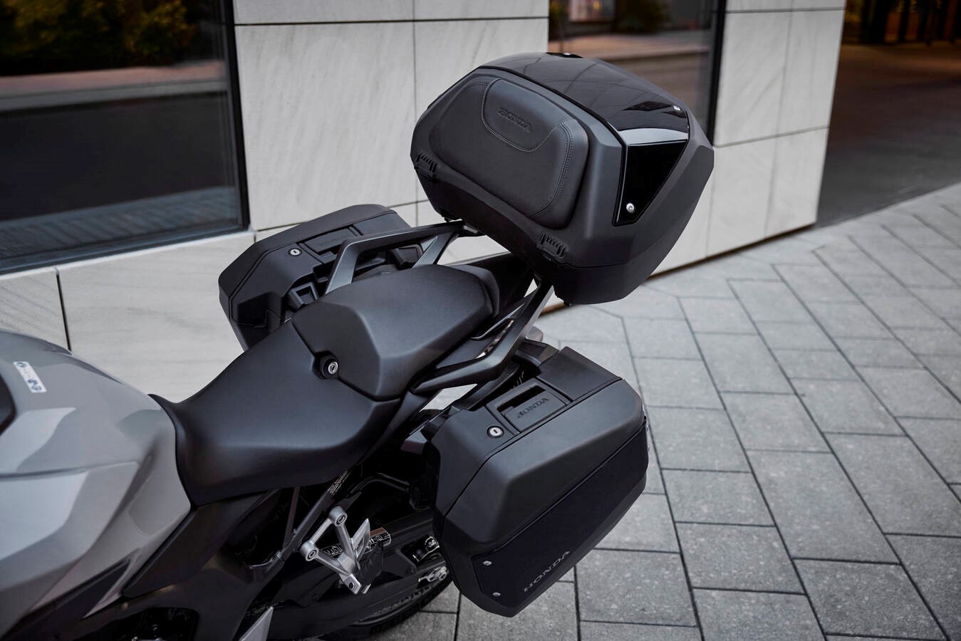 Honda CB1000GT 2026 — La nouvelle Sport-GT de référence signée Honda ...